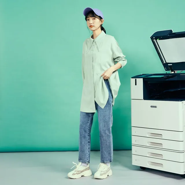 【gozo】minus g-限量系列 大尖領滑料落肩襯衫(三色) - momo購物網 - 好評推薦 -2023年3月